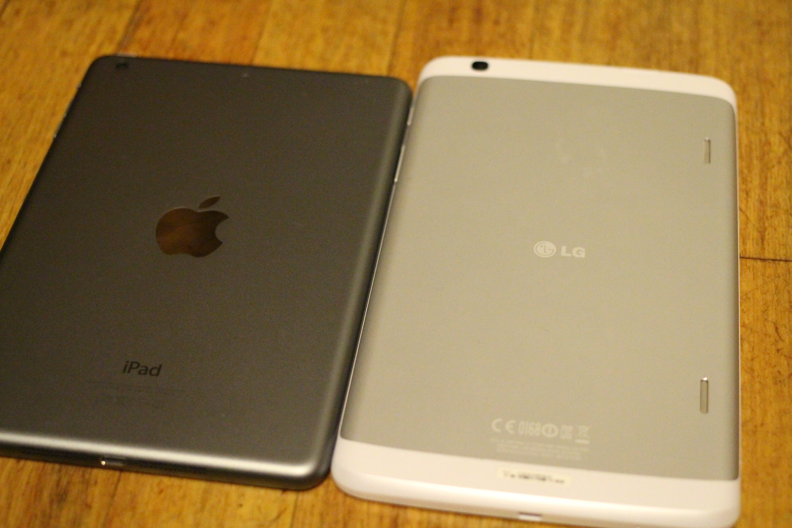 Comparing the two best mid-sized tablets: The Apple iPad Mini with ...